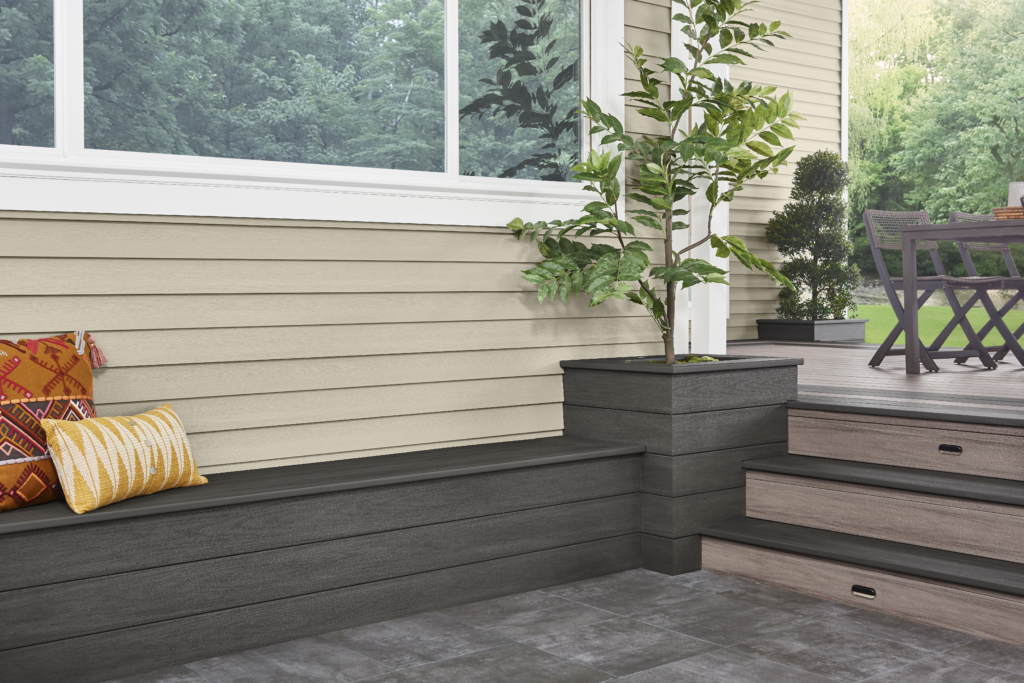 Wolf Portrait High-Density Cellular Siding | Niece Lumber